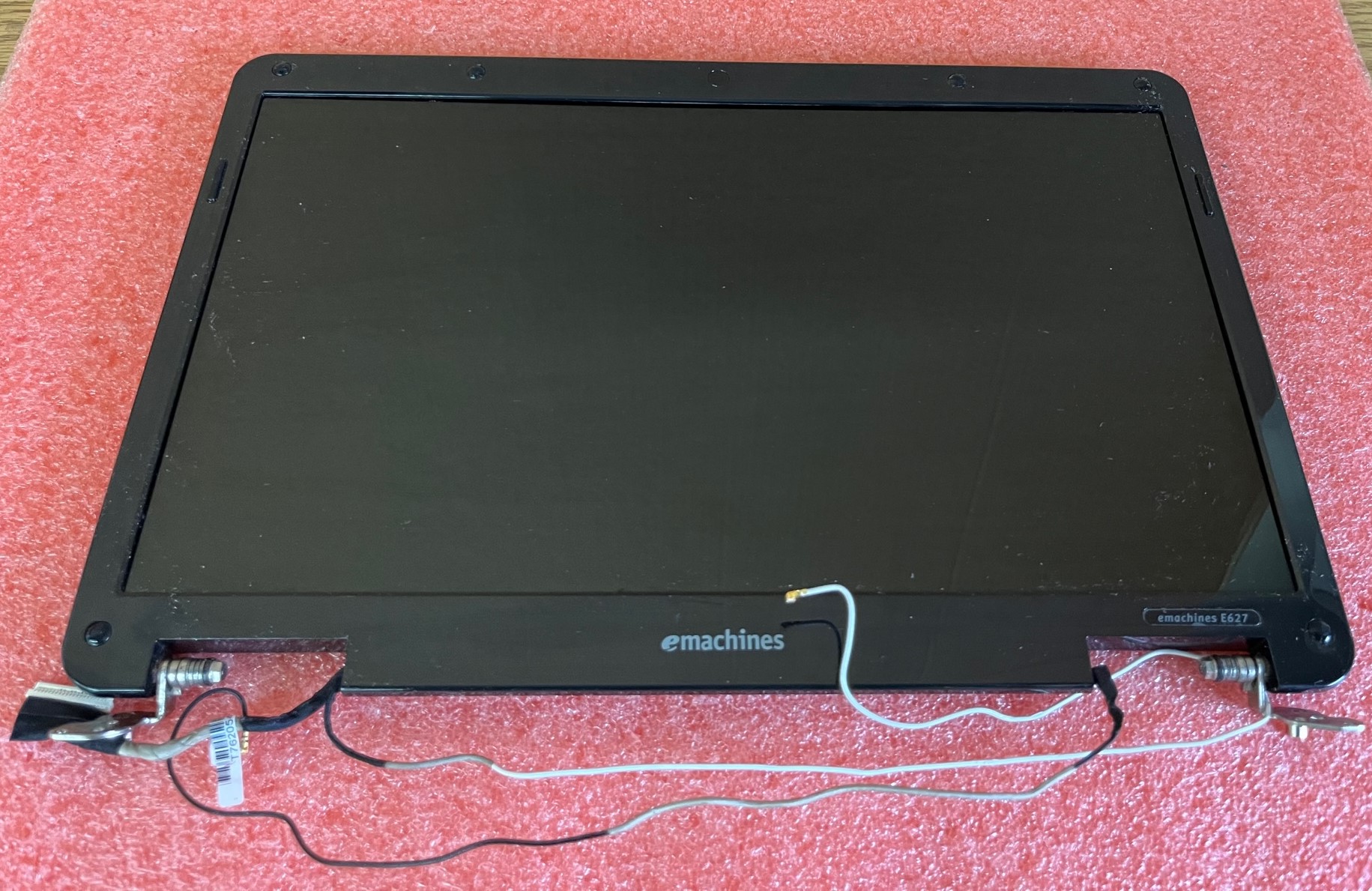 eMachine E627 15.6 inch LCD Assembly - Tekserve, Inc.